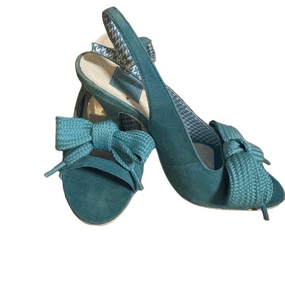 DV by Dolce Vita | Shoes | Dolce Vita Slingback With Shoe Lace Bows ...